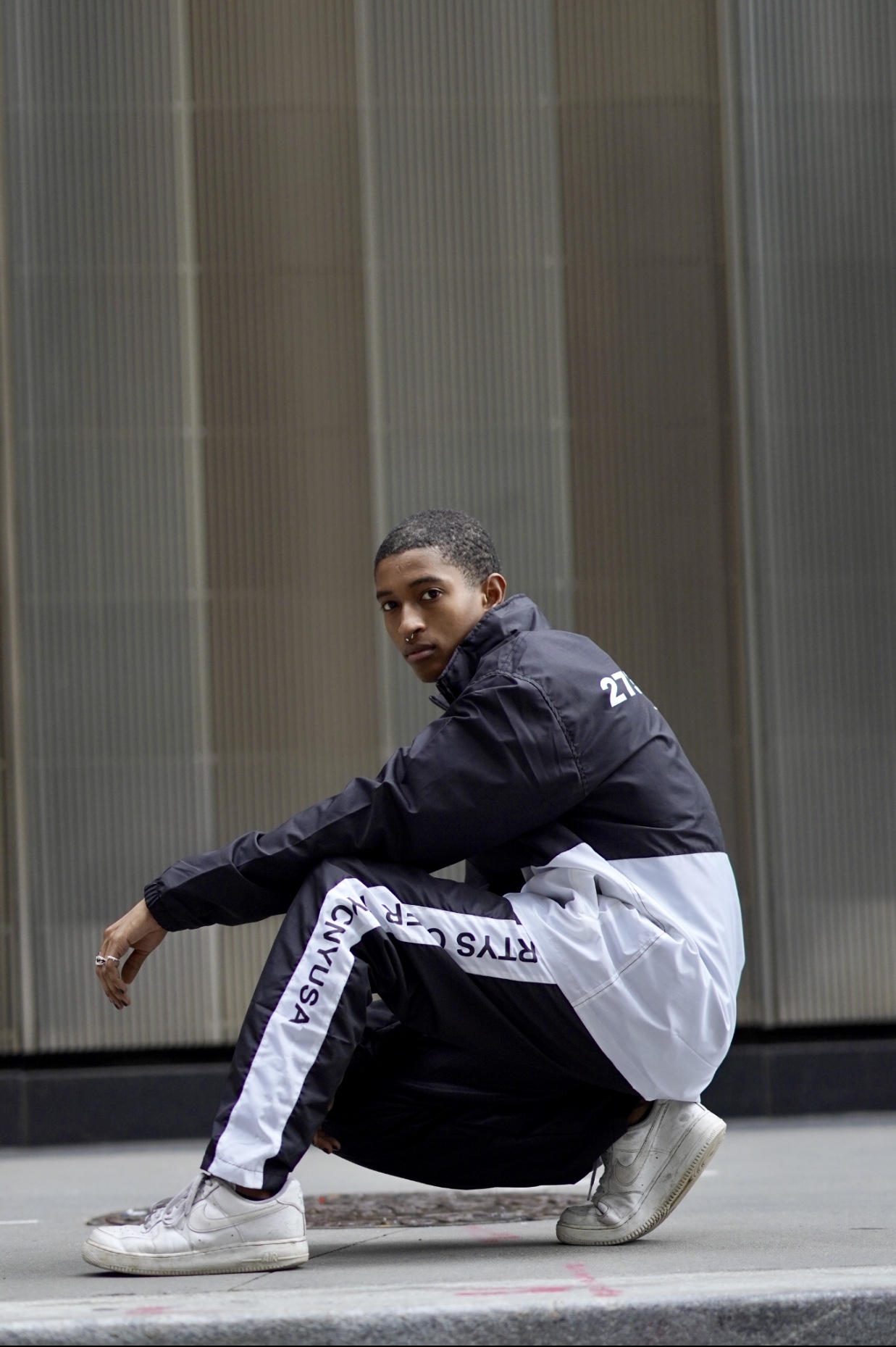 Behind The Seams: How NFL Wide Receiver Roger Lewis Redefined Fashion - TUC